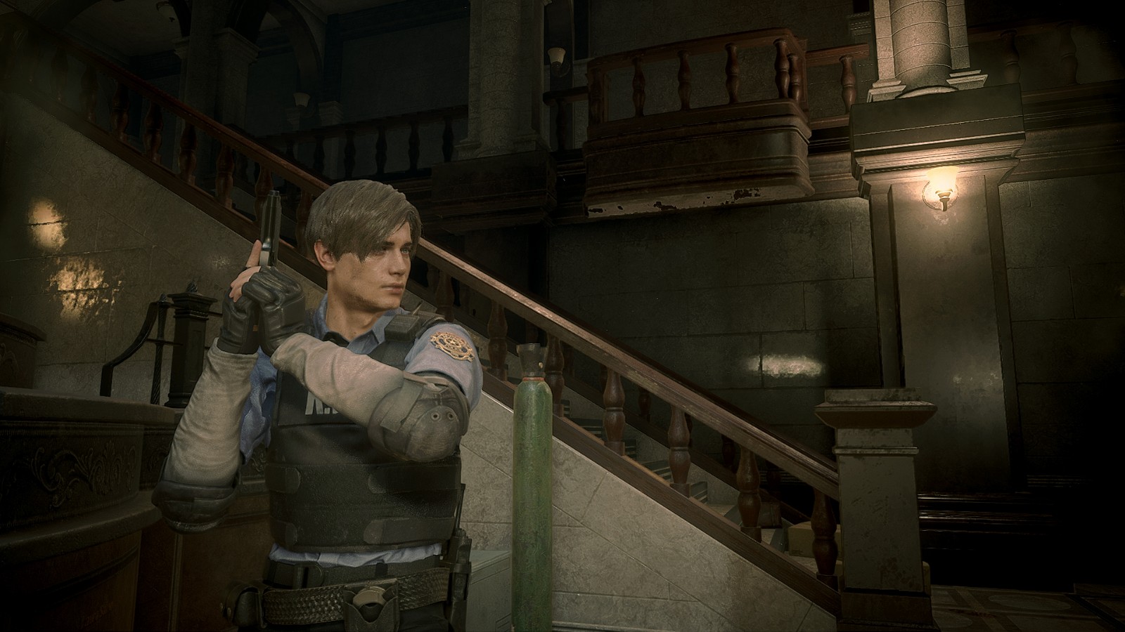 Match RPD Leon - Resident Evil 2 Remake Mods
